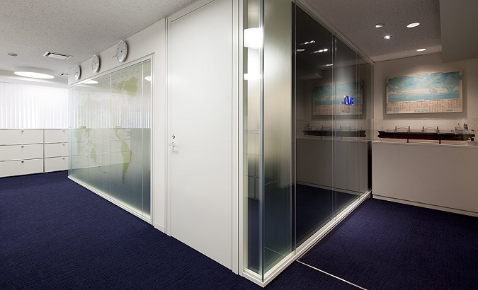 CMB JAPAN LTD. 様のコクヨのプランナーウォール納入事例【コクヨファニチャー】